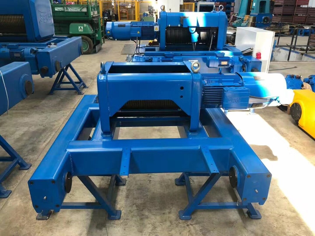 4/1 Rope Reeving Foot Mounted Hoist Fixed Type For Wire Rope Without ...